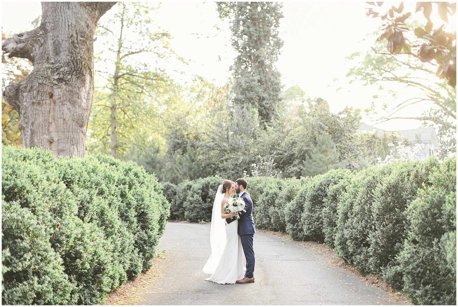 10 Easy Wedding Photography Poses | cheyenneschultzphotography.com