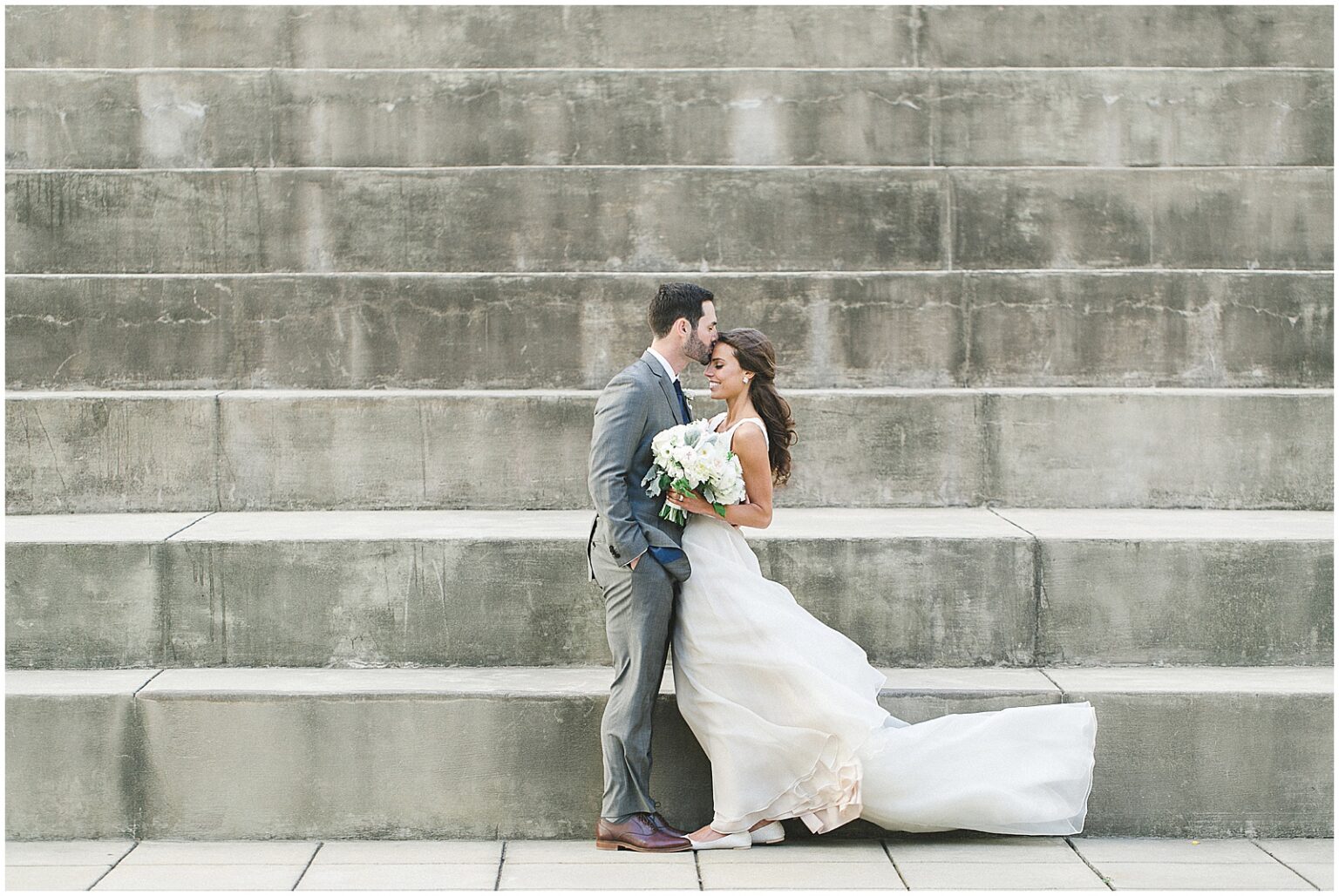 10 Easy Wedding Photography Poses | cheyenneschultzphotography.com